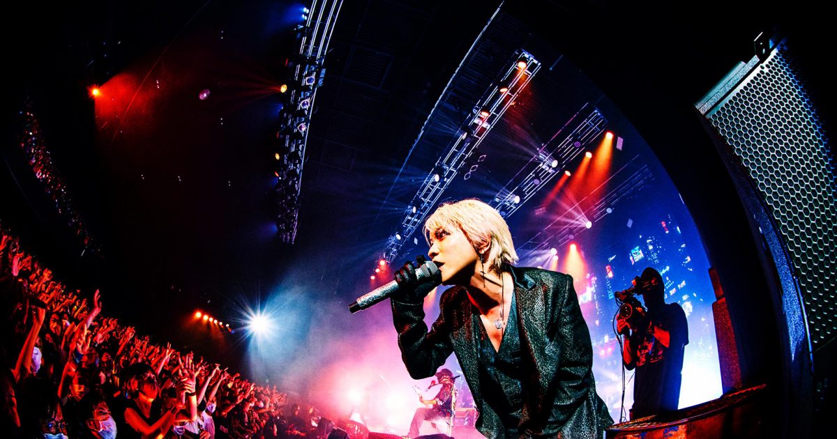 HYDE、『HYDE LIVE 2022』完遂！「また帰ってくるから、首洗って待ってろよ！」 – THE FIRST TIMES
