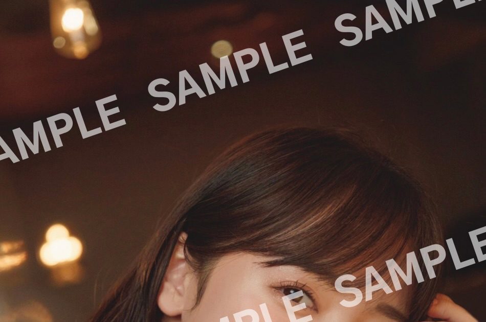 サンタルックも！ビジュアルマガジン『WHITE graph009』より、日向坂46・齊藤京子の特典ポストカード画像4種解禁 – 画像一覧（3/5） – THE FIRST TIMES