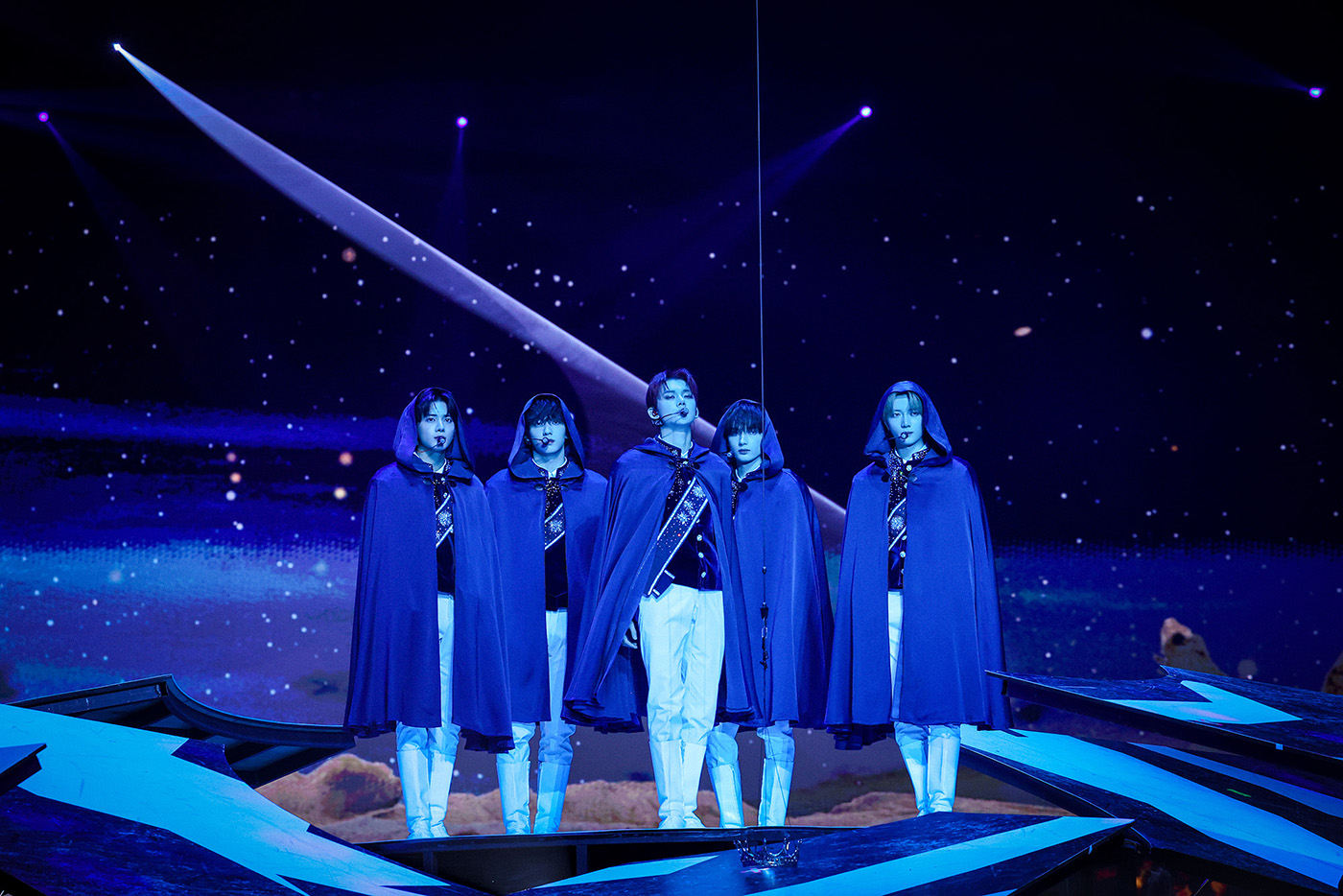 TOMORROW X TOGETHERが7thミニアルバム『The Star Chapter: SANCTUARY』をリリース – THE FIRST TIMES