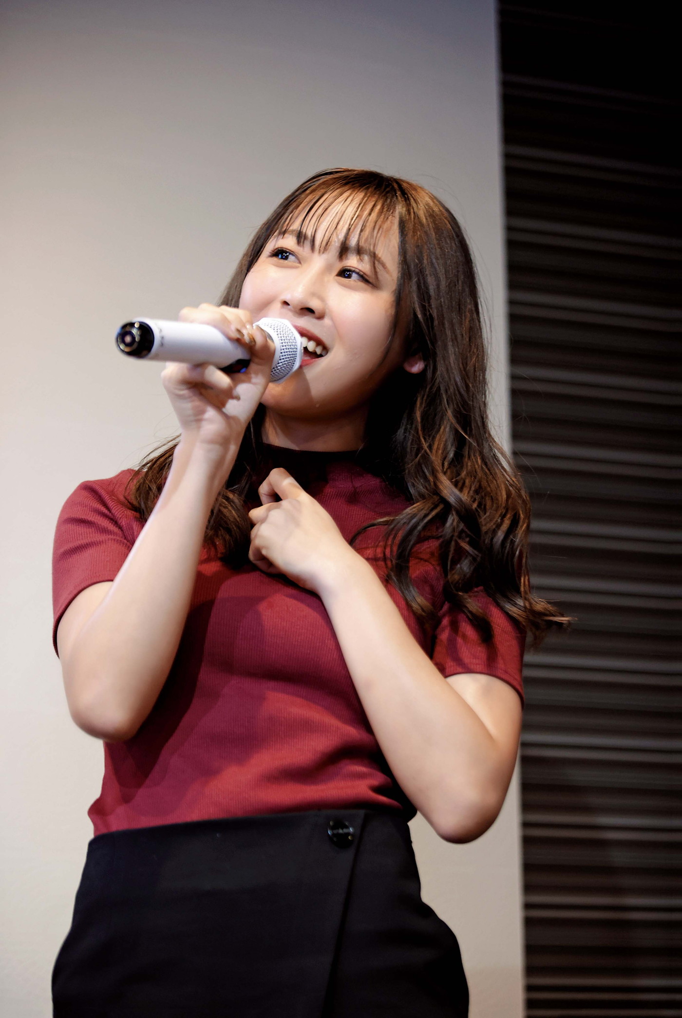 SKE48メンバーがずぶ濡れに！ 人気写真集企画の第2弾『ずぶ濡れ SKE48 Team S』発売決定 – THE FIRST TIMES