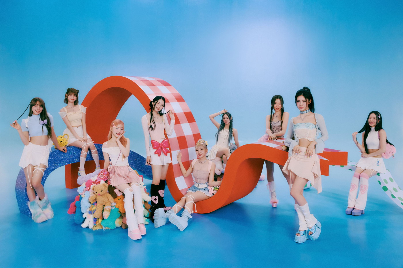 NiziU、新曲「SWEET NONFICTION」が映画『恋わずらいのエリー』主題歌に決定 – THE FIRST TIMES