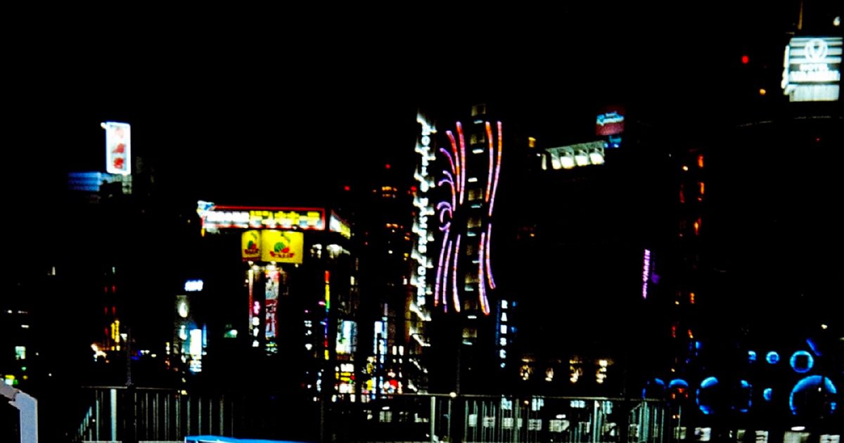 Creepy Nuts、アニメ『マッシュル』OP曲「Bling-Bang-Bang-Born」が自身最速でストリーミング累計再生回数1億回を突破 – THE FIRST TIMES