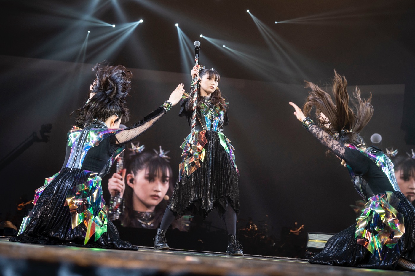 【ライブレポート】BABYMETAL、MOMOMETAL聖誕祭2days完遂！ 自身が主催するフェス開催を発表 – THE FIRST TIMES
