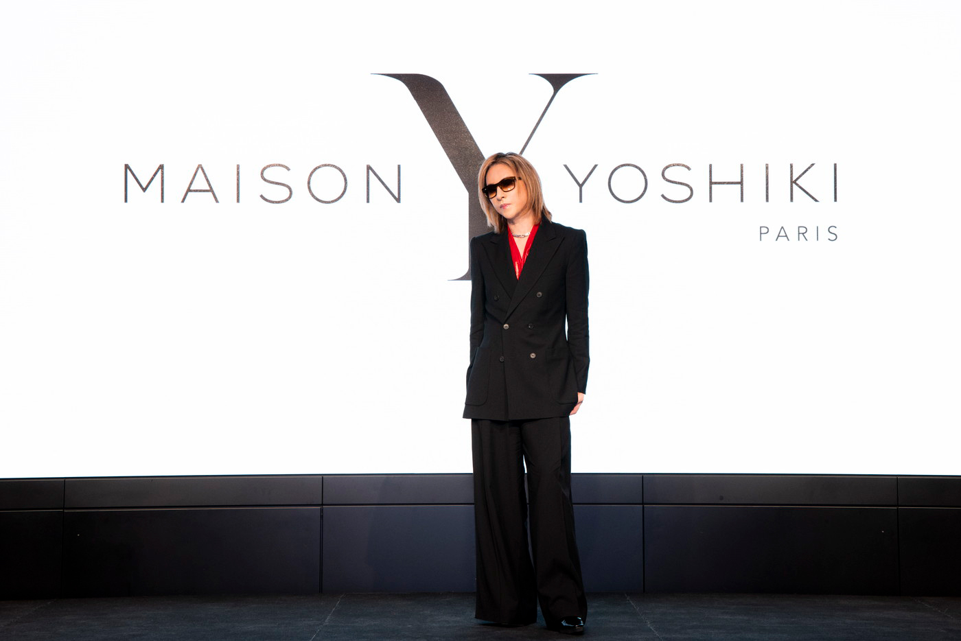 YOSHIKI、ミラノから凱旋帰国！ 自身のハイファッションブランド「MAISON YOSHIKI PARIS」のあらたな展開を発表 – 画像一覧（5/11） – THE FIRST TIMES