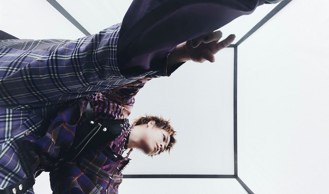 Co shu Nie、メンバーが人間とアバターの2役を演じる「Artificial Vampire」MV公開 – 画像一覧（2/4 ...