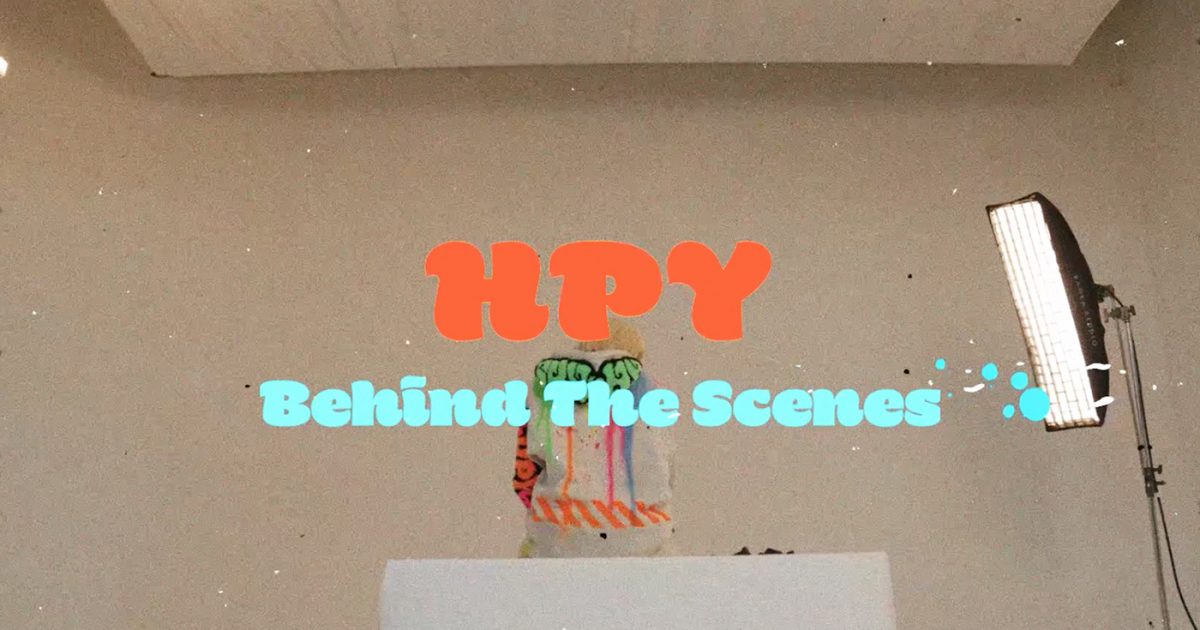 SKY-HI、黒髪＆スーツ姿が話題となった新曲「ヒッピー」MVのメイキング映像公開 – THE FIRST TIMES