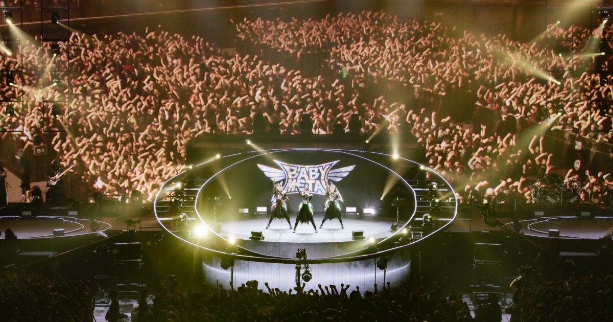 BABYMETAL、SU-METAL×MOAMETAL×MOMOMETALの3人体制で新章がスタート！「すべてが終わり、すべてが始まる」 – 画像一覧（10/15） – THE FIRST TIMES