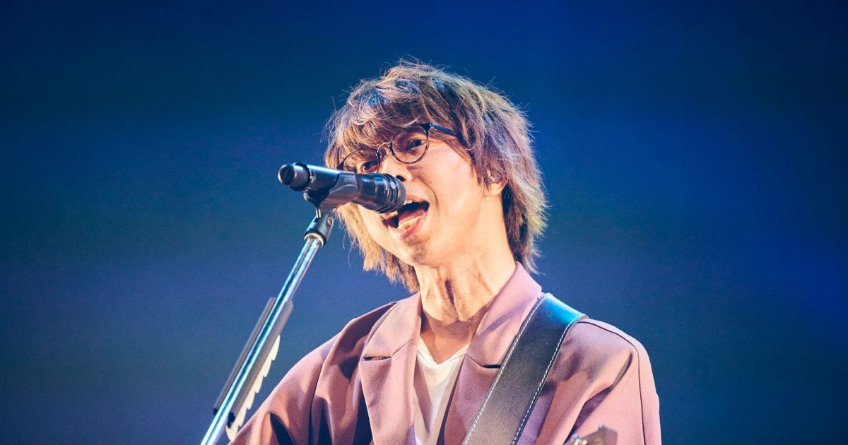 【レポート】wacci、全国ツアーファイナル公演にasmiがサプライズ登場！コラボ曲「リバイバル feat. asmi」をライブ初披露 – 画像一覧（4/6） – THE FIRST TIMES