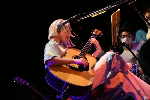 Anly、地元沖縄でのツアーファイナル公演のレポートが到着 – THE FIRST TIMES