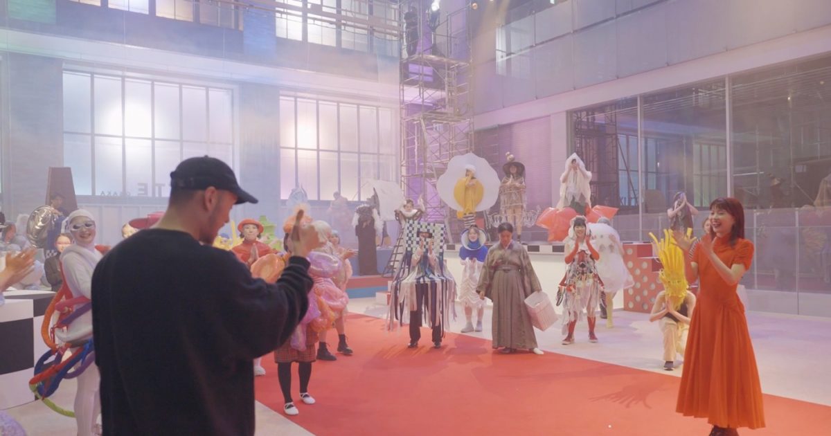 アイナ・ジ・エンド×坂東祐大「KITTE大阪」コラボソングを発表！MV＆アイナ出演CM公開 – 画像一覧（9/13） – THE FIRST TIMES