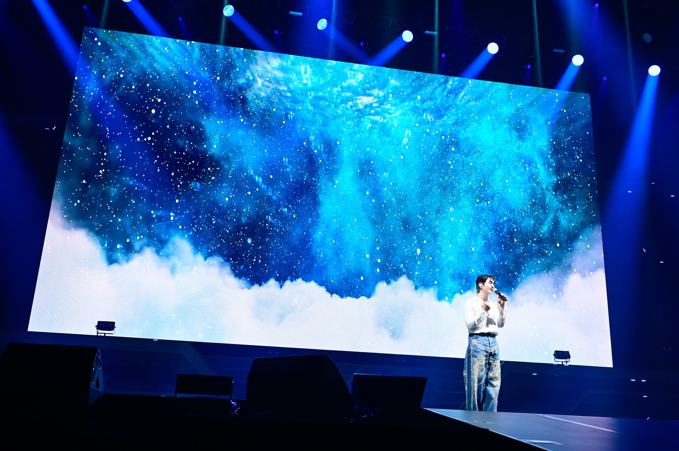 ATTEZ、BMSG POSSE、ME:I、ØMIらが出演！グローバルアーティストによる音楽の祭典『BEAT AX Vol.4』がHuluで擬似ライブ配信決定 – 画像一覧（11/22 ...