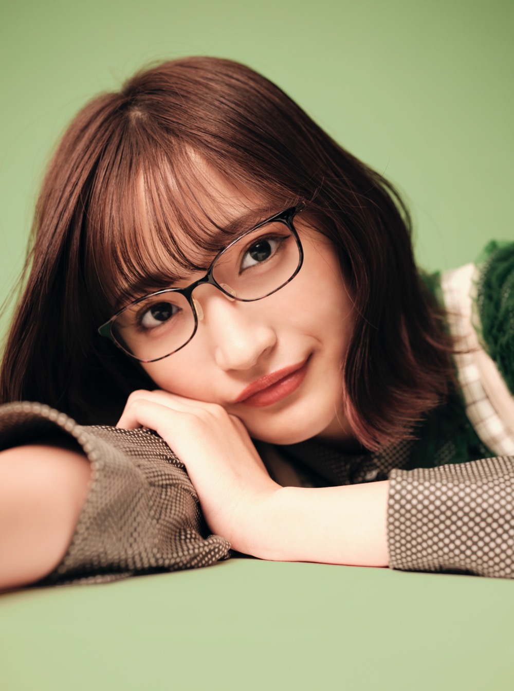 Girls2、“Zoff”キャンペーンモデルに決定！「お揃いのメガネをかけてくれたらうれしい」（石井蘭） – 画像一覧（16/27） – THE FIRST TIMES