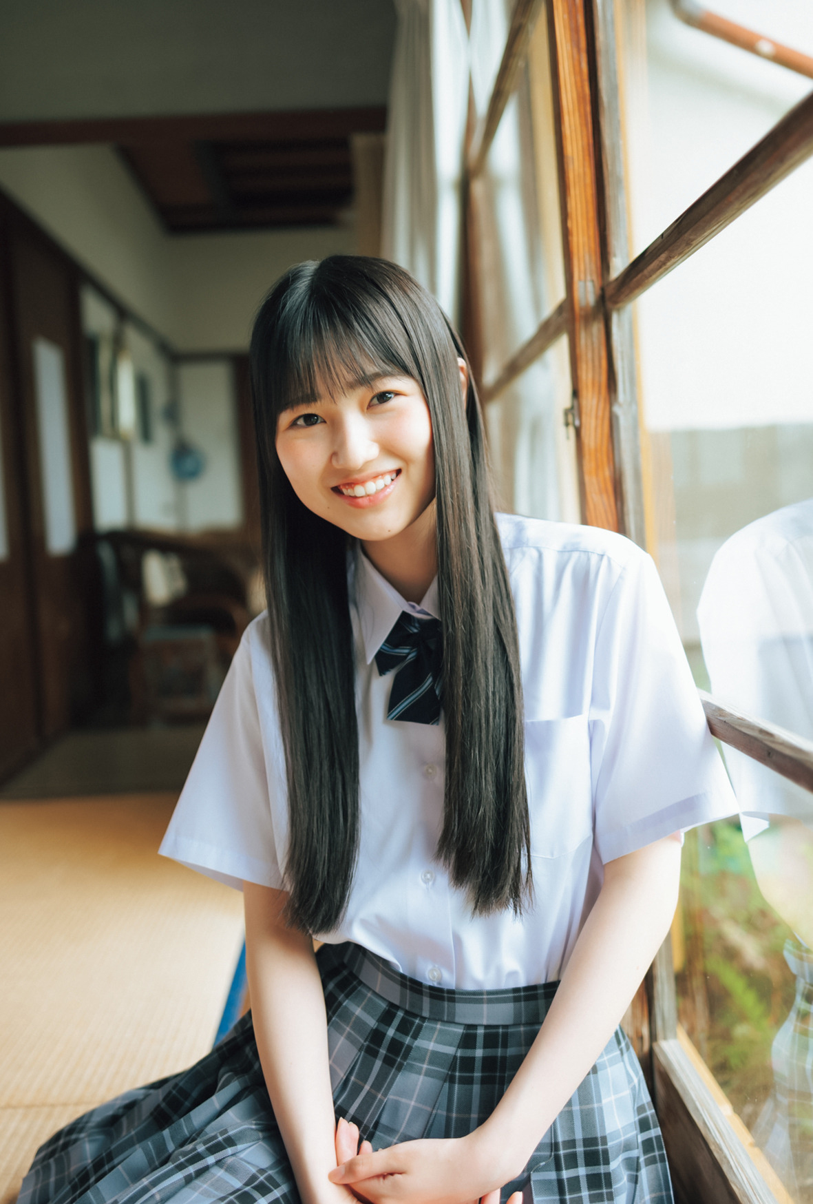 表紙巻頭は乃木坂46菅原咲月！現役女子高校生アイドル7人が登場する『B.L.T. SUMMER CANDY 2023』より全員分の先行カット公開 – THE FIRST TIMES