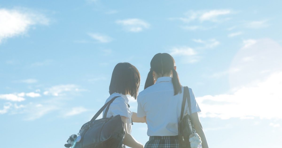 日向坂46「絶対的第六感」先行配信スタート！MVプレミア公開も決定 – THE FIRST TIMES