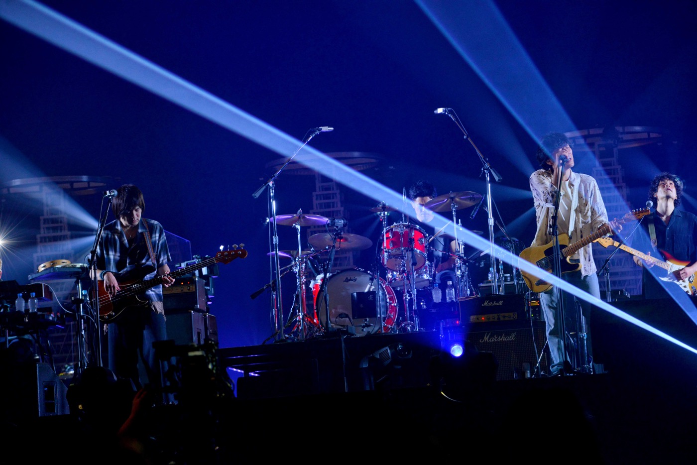 back number、東京ドームライブ映像作品の初回限定盤に収録のツアードキュメンタリーティザー映像公開 – THE FIRST TIMES