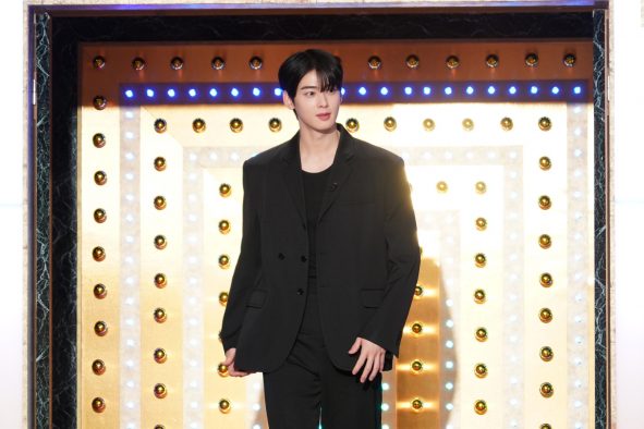 ASTROチャウヌ『しゃべくり007』に降臨！熱烈な“ウヌ様”推し有名人が大集結 – THE FIRST TIMES