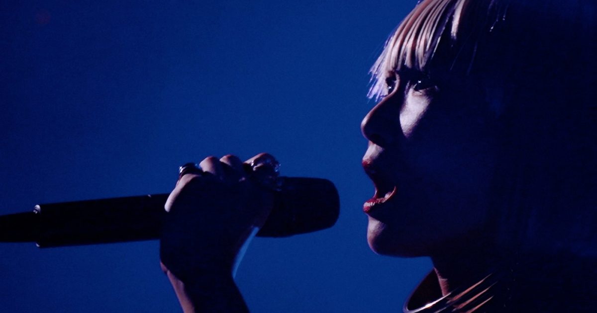 Reol、最新ツアー『新式浪漫 Neo Nostalgia』よりファンのリクエストをもとに「1LDK」のライブ映像を公開 – THE ...