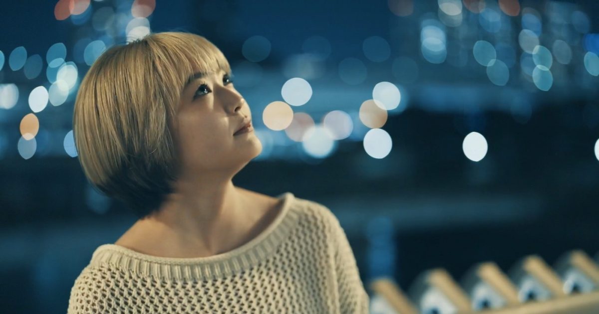 三阪咲、新曲「Singing for the night sky」が配信決定＆『MOOSIC LAB 2023』テーマソングに – THE FIRST TIMES