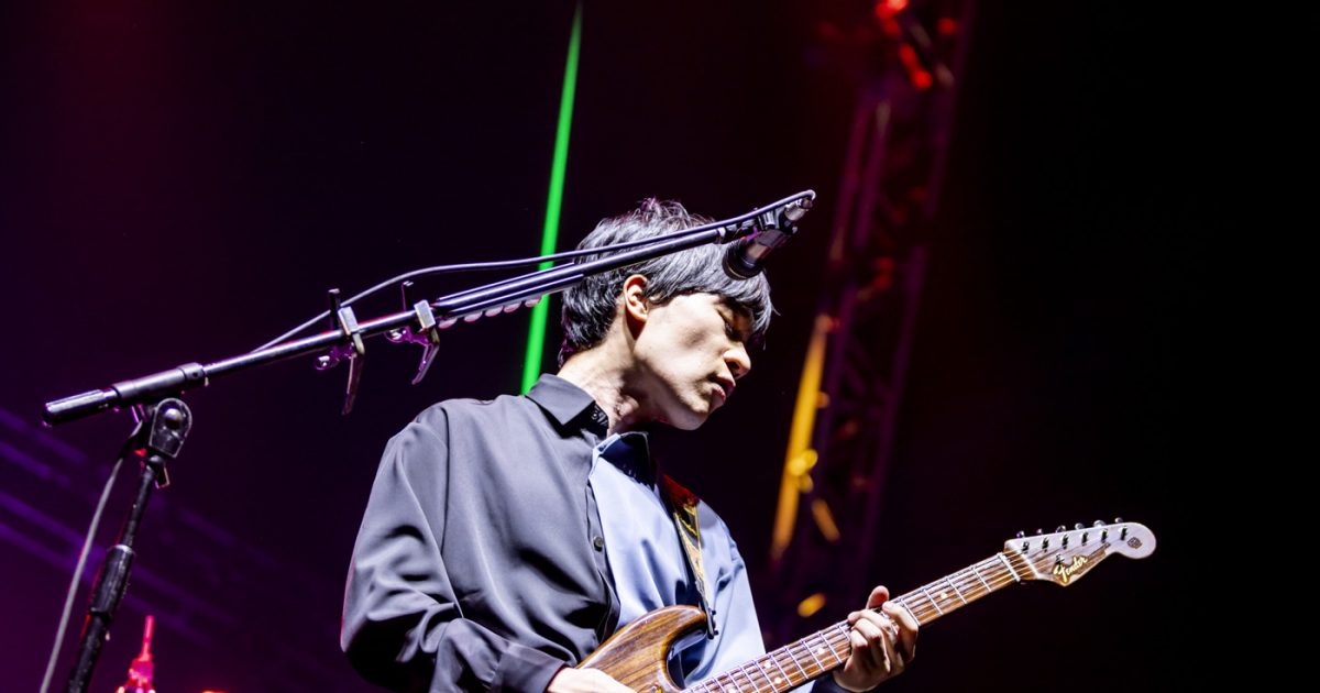 Base Ball Bear、3度目の日本武道館公演のオフィシャルライブレポートが到着 – THE FIRST TIMES