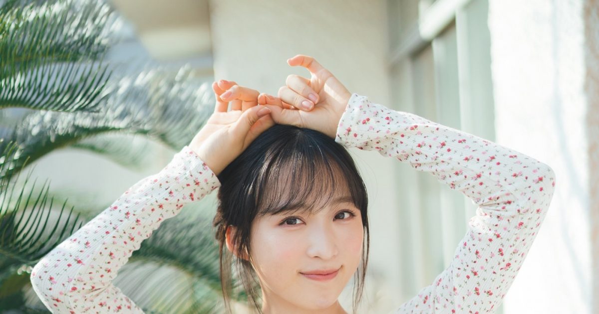 AKB48、『FLASH』AKB48特集号の表紙＆巻頭にエース・小栗有以が登場 – 画像一覧（2/4） – THE FIRST TIMES