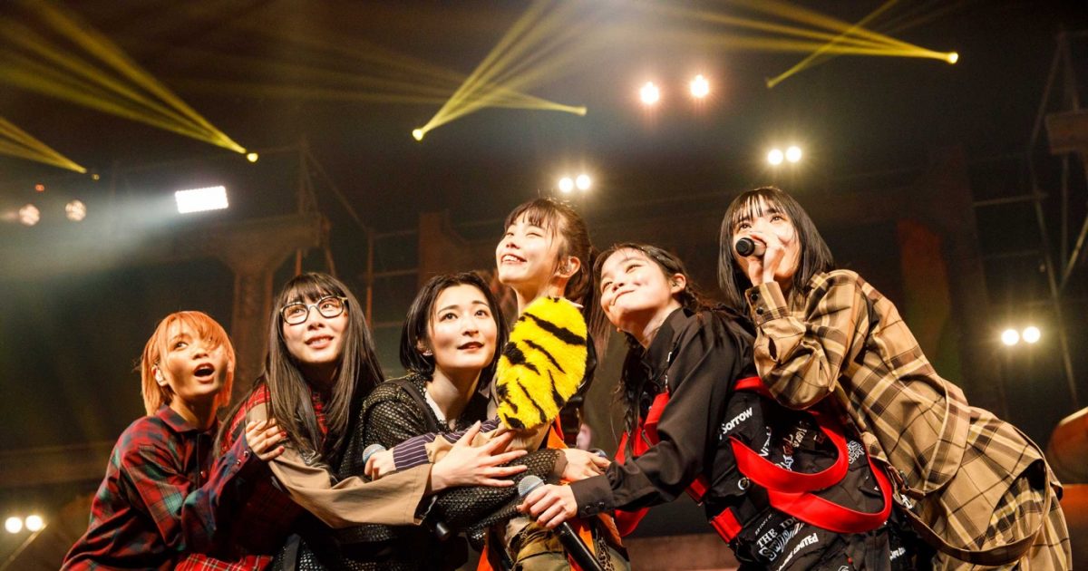 BiSH、ラストホールツアー開幕。吉井和哉プロデュースのラストシングル曲もライブ初披露 – THE FIRST TIMES