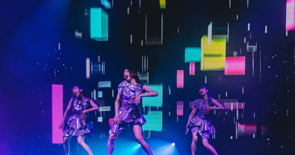 【レポート】Perfume、9年ぶりのロンドン単独公演で約2,000人を魅了。『Primavera』にも出演 – THE FIRST TIMES
