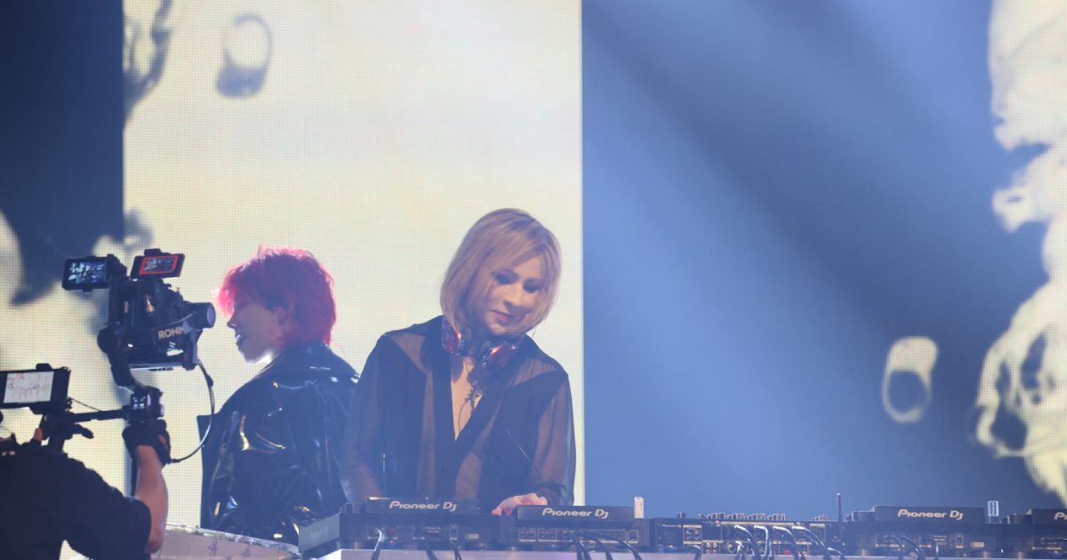 YOSHIKI、『THE MUSIC DAY』で特別バージョンのX JAPAN「Angel」＆自らの新曲「Requiem」を披露 – 画像一覧（8/18） – THE FIRST TIMES