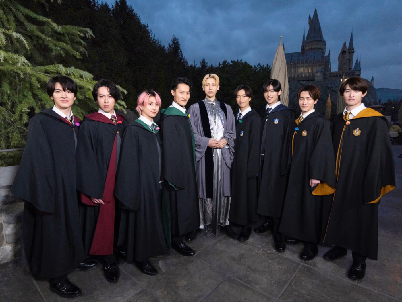 Snow Man9人が魔法使いに変身！『それスノ』史上初となる3時間SPでUSJをとことん満喫 – THE FIRST TIMES