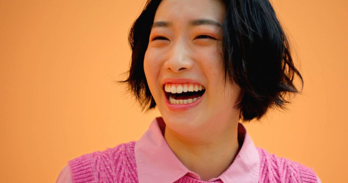 ねぐせ。オードリー若林出演「Pococha」新CMソングに「めちゃくちゃ好きな人を愛すように世界を愛して！」決定&MV公開 – 画像一覧（13/13） – THE FIRST TIMES