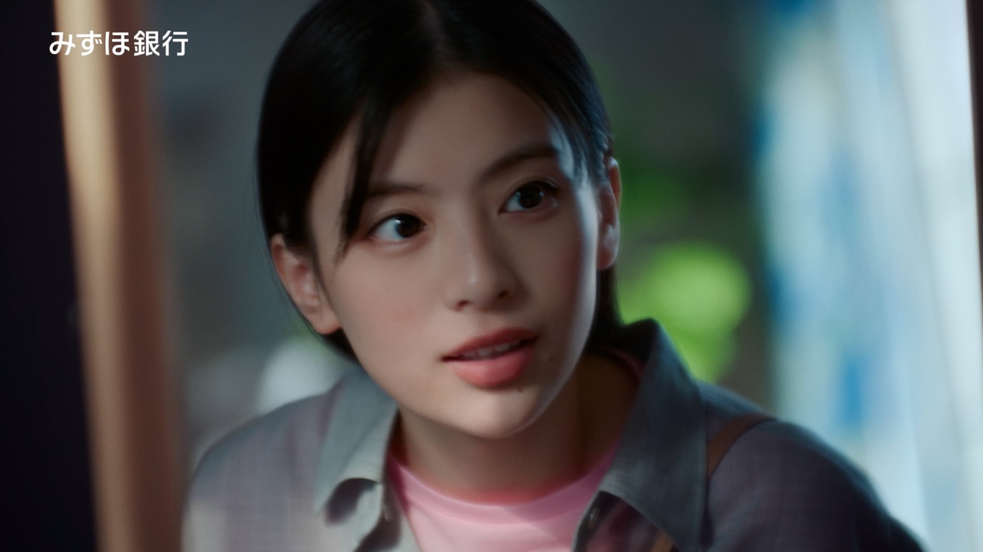 Mrs. GREEN APPLE「ニュー・マイ・ノーマル」がCM曲に！出口夏希出演みずほ銀行新TVCM公開 – THE FIRST TIMES