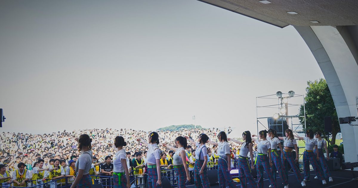 【ライブレポート】≒JOY、横須賀市三笠公園にて『OCEAN MARKET FES「≒JOY野外ワンマンライブ」』を開催 – 画像一覧（2/6 ...