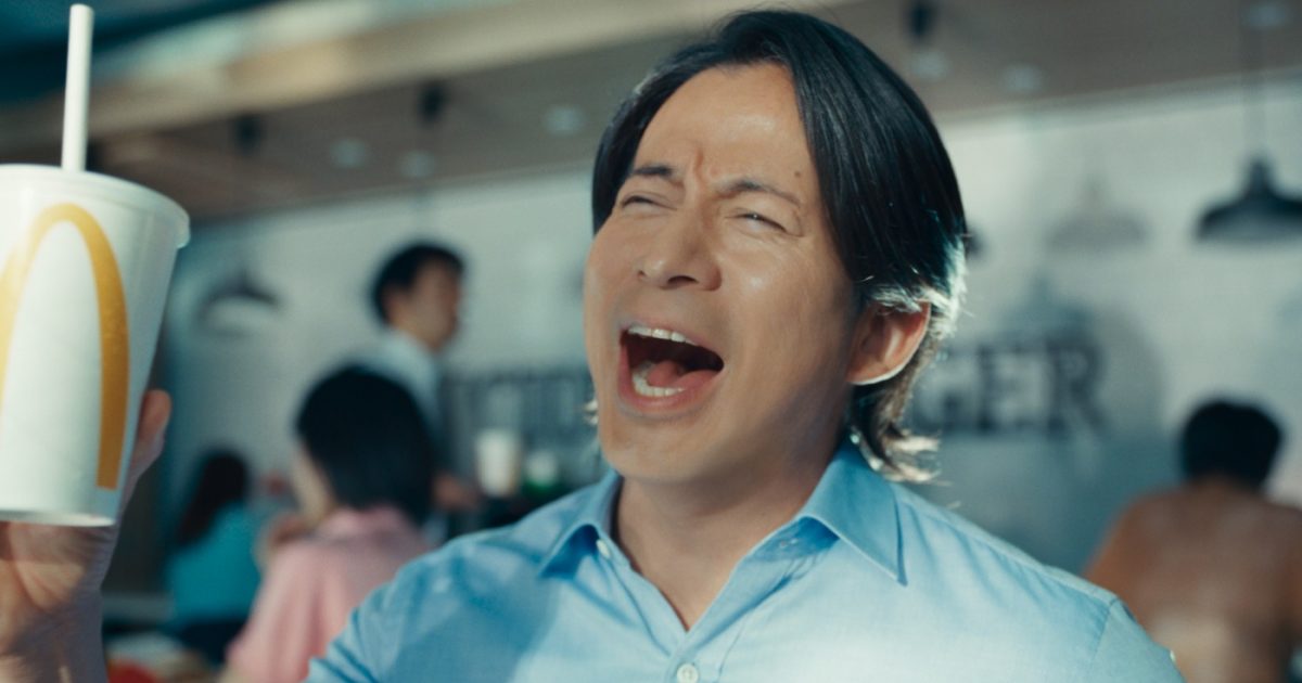 岡田准一、マクドナルドTVCMのダンスシーンがわずか3テイクでOKに！「昔、踊っていたっていう意地です（笑）」 – THE FIRST TIMES