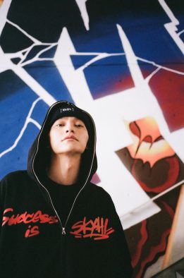 SKY-HI、オーディションプロジェクト『THE LAST PIECE』テーマ曲「At The Last」リリックビデオ公開 – THE FIRST TIMES