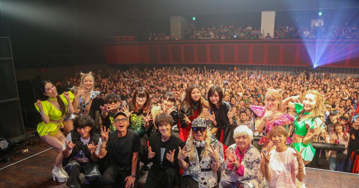 【ライブレポート】『TK SONGS RESPECT NIGHT 03』時代を超えて鳴り響いたTKサウンドに愛と感謝とリスペクトが溢れた一夜 ...
